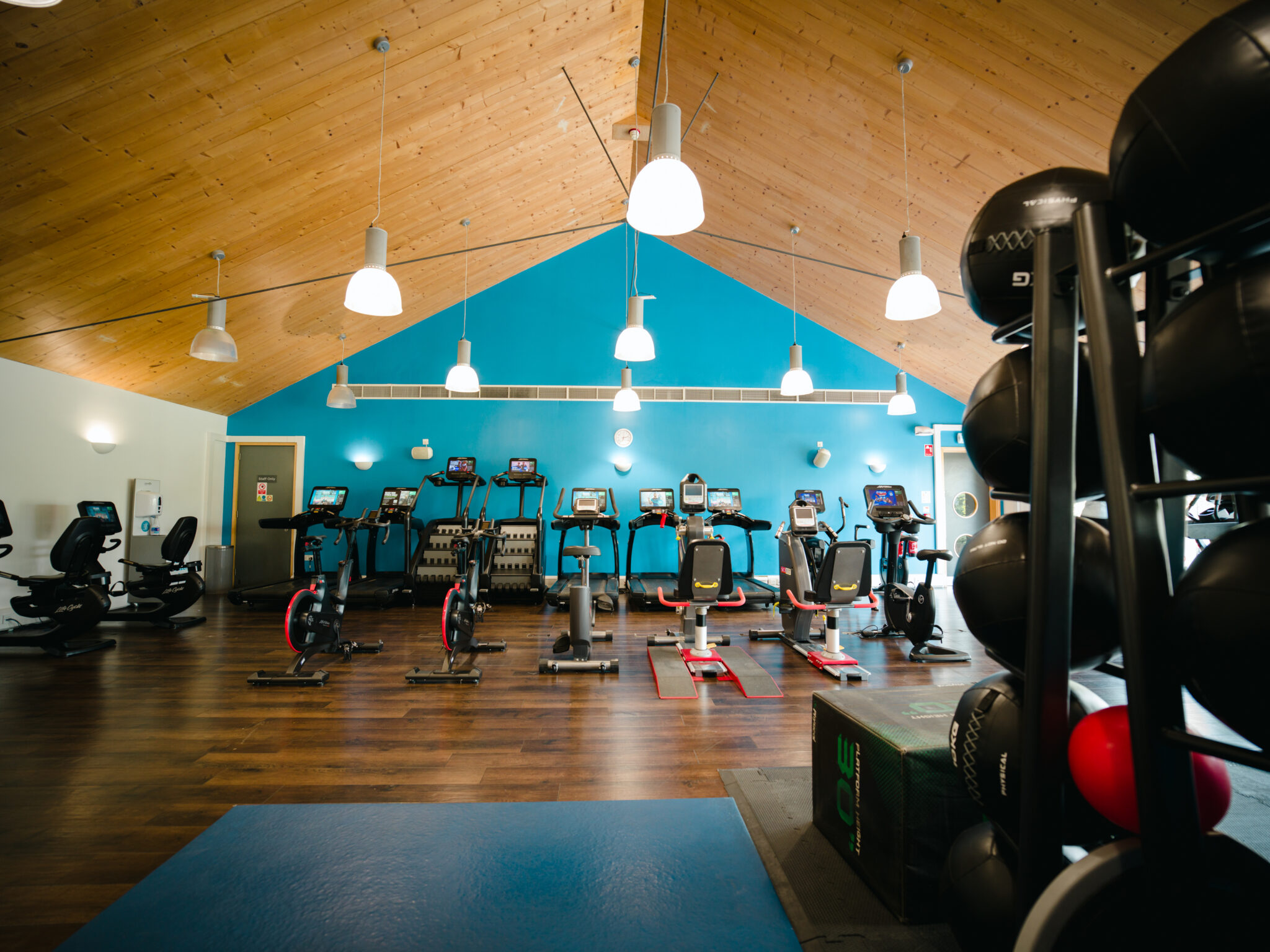 New Chiswick Pool - Lampton Leisure